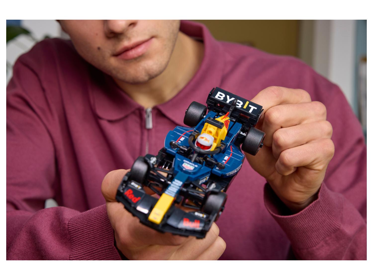 LEGO® SPEED CHAMPIONS 77243 Závodní auto Oracle Red Bull Racing RB20 F1 ...